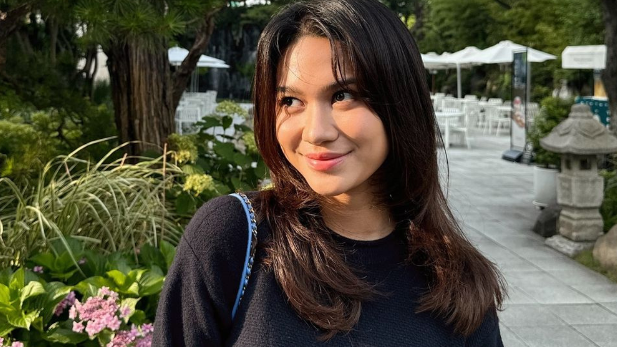 Profil dan Biodata Azizah Salsha yang Diisukan Selingkuh dengan Salim Nauderer - TUTURPEDIA