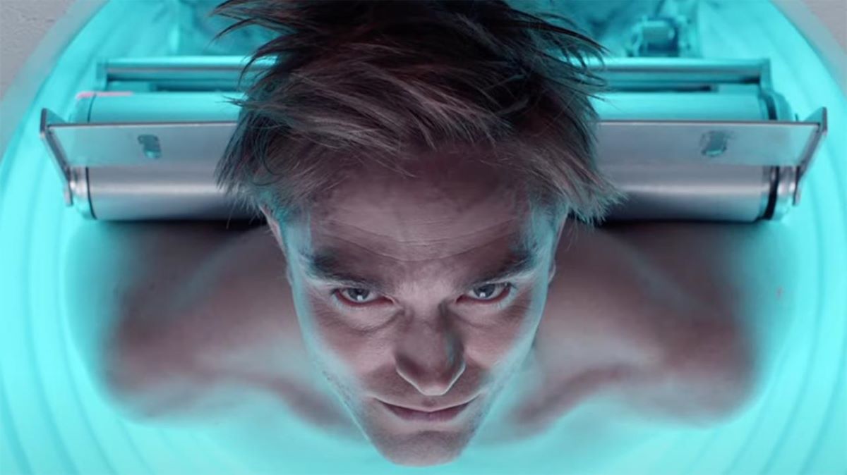 Sinopsis Film Mickey 17: Petualangan Manusia Klon yang Mencari Makna ...