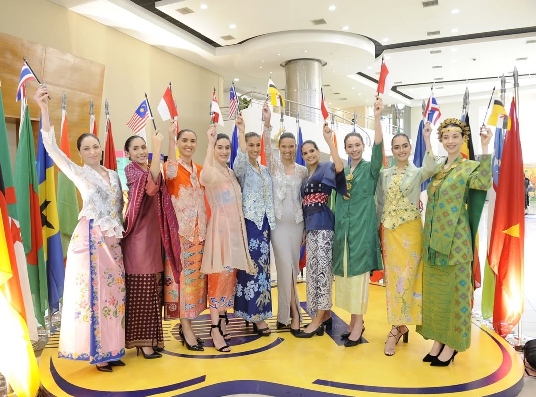 Kebaya Jadi Warisan Budaya Bersama Indonesia, Malaysia, dan 3 Negara ASEAN! Kok Bisa? - TUTURPEDIA